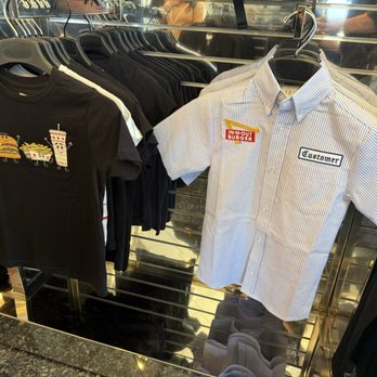 IN-N-OUT COMPANY STORE - Updated October 2025 - 345 Photos & 64 Reviews ...