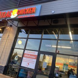 ATLAS CHICKEN - Updated July 2025 - 51 Photos & 44 Reviews - 1048 W ...