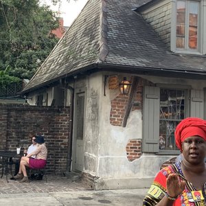 THE VOODOO BONE LADY TOURS - 190 Photos & 382 Reviews - 201 St Charles ...