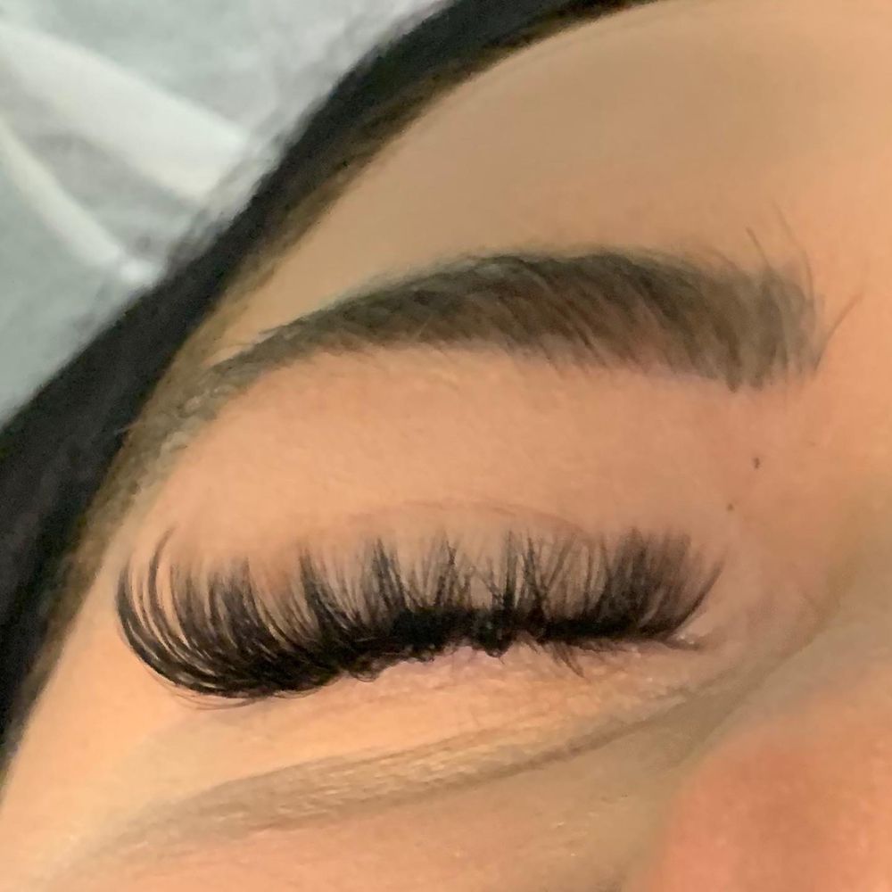 LASH ADDICTION BY BRIDGET MARLOWE - Updated May 2024 - 68 Photos & 13 ...