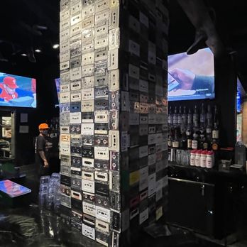 FIRST ROUND - Updated January 2026 - 115 Photos & 40 Reviews - 3901 ...