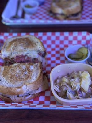 CRAFT-EATS - Updated December 2025 - 13 Photos & 17 Reviews - 304 ...