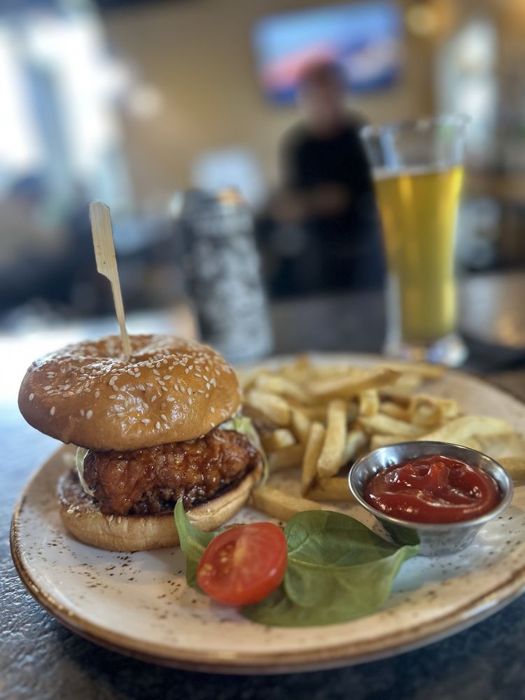 48 DONLEY - Updated January 2026 - 23 Photos - 48 Donley St, Morgantown ...