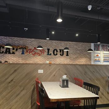 CAPT LOUI - Updated December 2025 - 140 Photos & 98 Reviews - 4070 ...