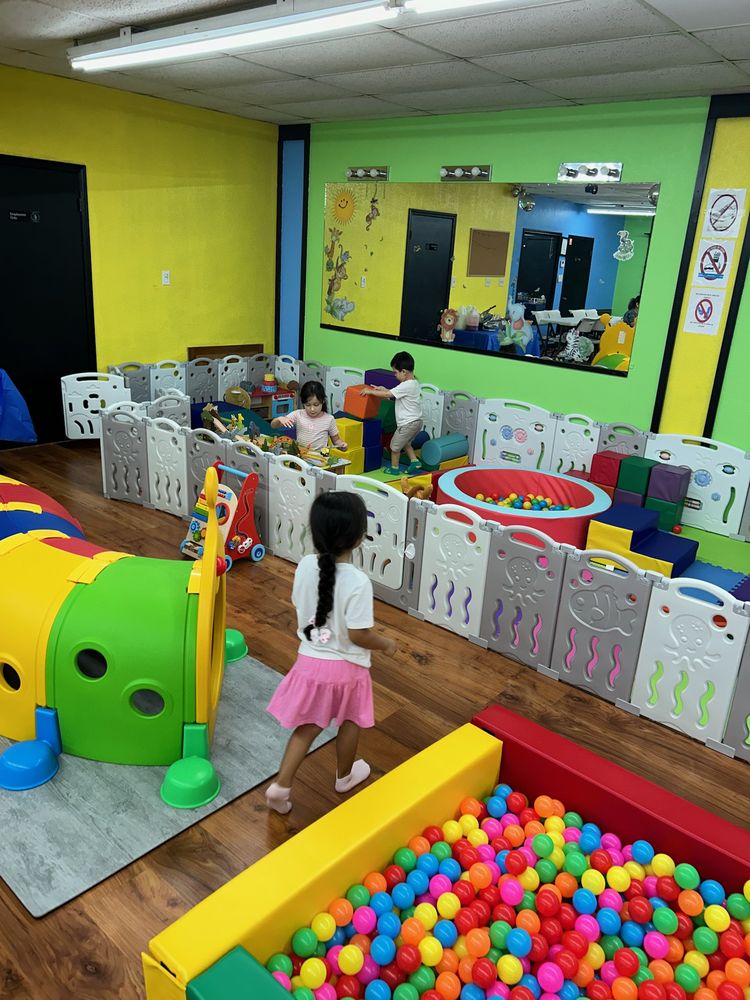 POLYS INDOOR PLAYGROUND - TEMP. CLOSED - Updated November 2025 - 12 ...