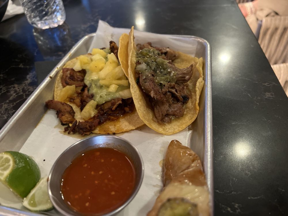 QUE VIDA TACOS - Updated September 2025 - 220 Photos & 203 Reviews ...