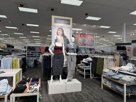 TARGET - Updated October 2025 - 103 Photos & 135 Reviews - 10107 ...