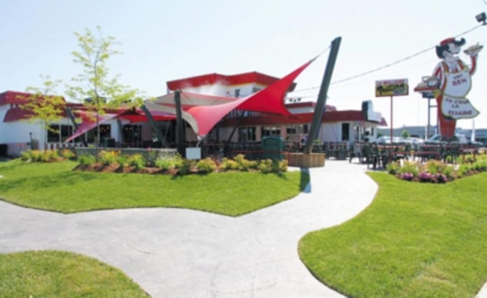 CANTINE CHEZ BEN - Updated December 2025 - 45 Photos & 31 Reviews - 599 Rue Principale, Granby ...