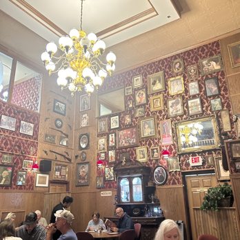 RUBY HOUSE RESTAURANT - Updated October 2024 - 203 Photos & 349 Reviews ...