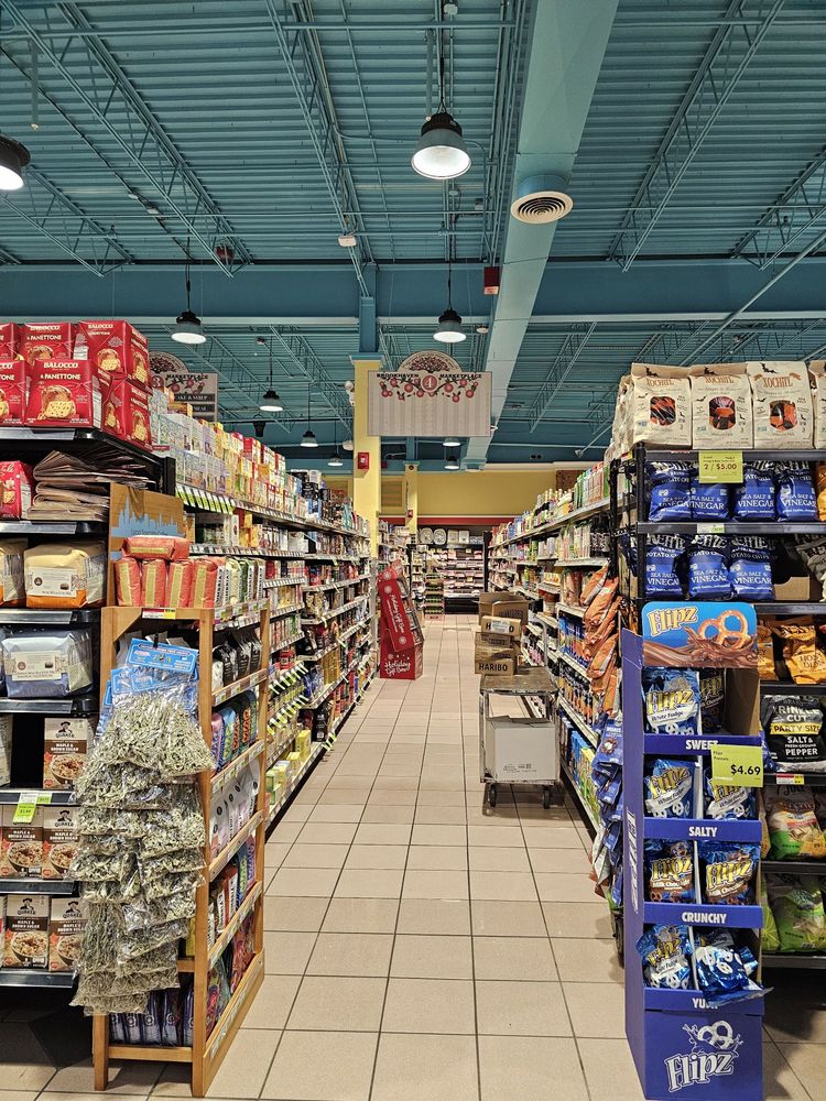BROOKHAVEN MARKET - Updated June 2025 - 28 Photos & 65 Reviews - 100 ...