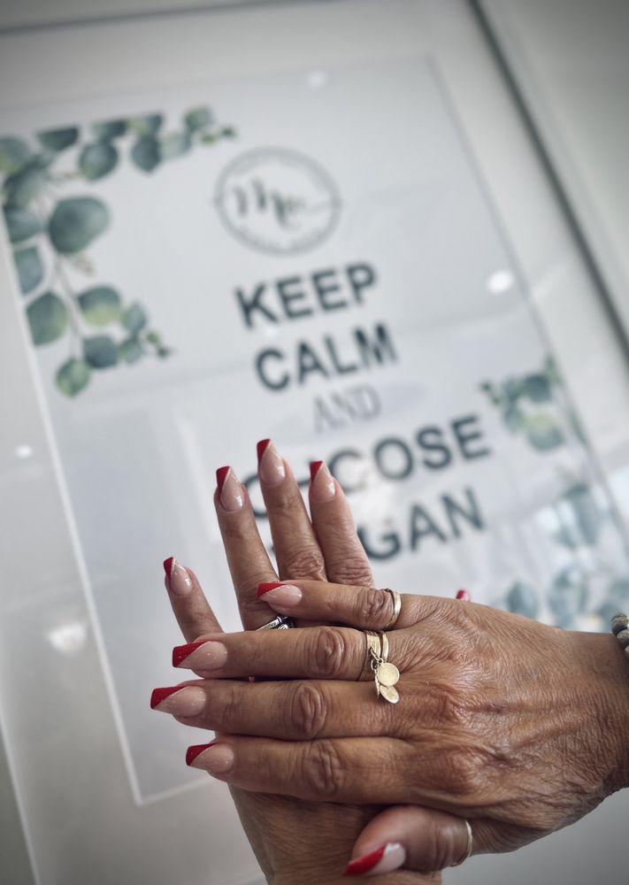 MOC NAIL & SPA - Updated October 2025 - 20 Reviews & 145 Photos - 23694 ...