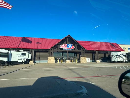 FUN TOWN RV CORSICANA - Updated October 2025 - 23 Photos & 17 Reviews ...