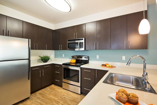 ARRAY APARTMENTS - Updated December 2024 - 99 Photos & 55 Reviews ...