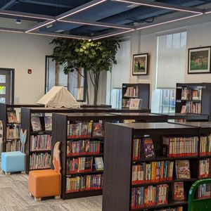CLIFTON PARK HALFMOON PUBLIC LIBRARY - Updated August 2025 - 45 Photos ...