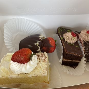 MASRI SWEETS - Updated September 2025 - 324 Photos & 196 Reviews - 5755 ...