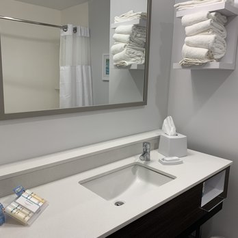 HAMPTON INN DUNEDIN - Updated June 2024 - 92 Photos & 11 Reviews - 2641 ...