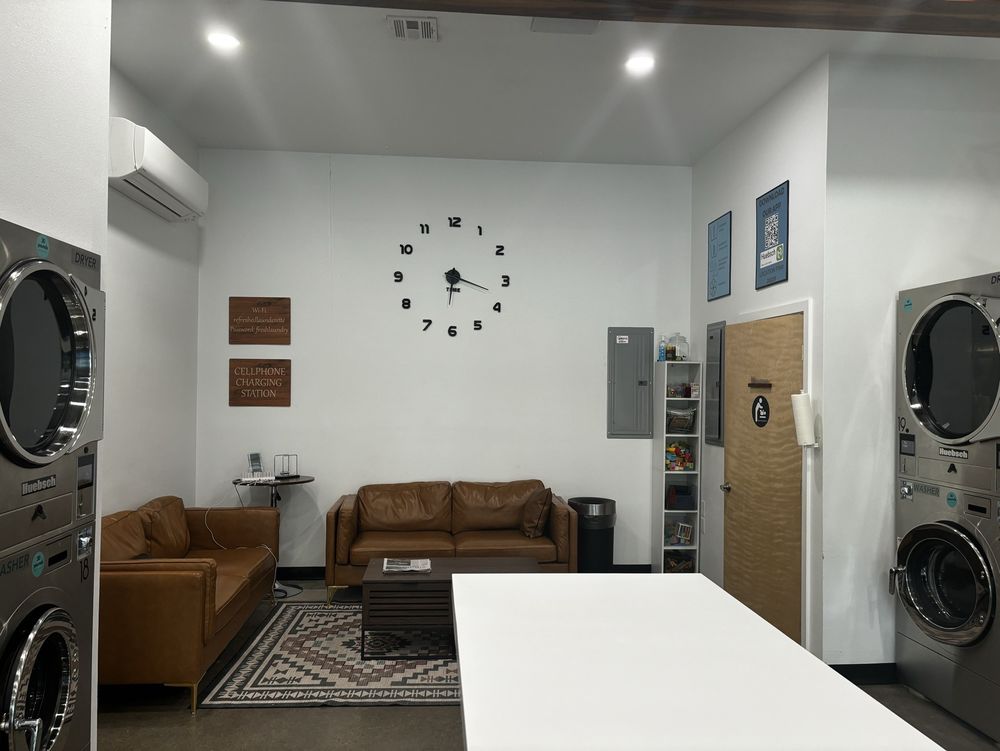 REFRESHED LAUNDERETTE - Updated October 2025 - 11 Photos - 1935 Belmont ...