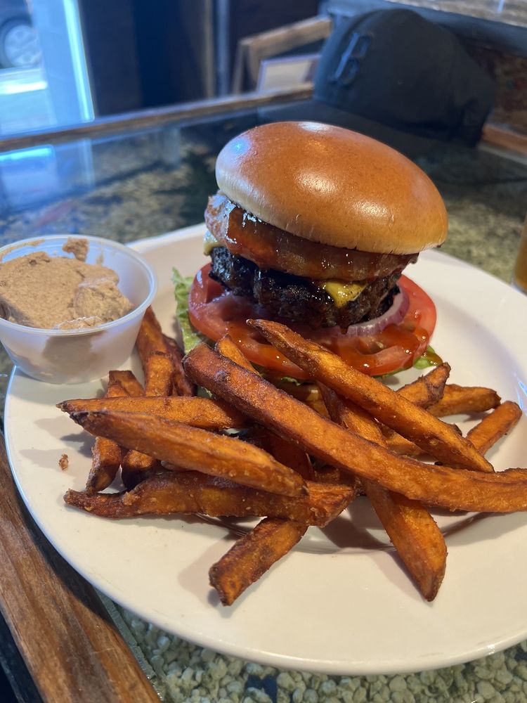 BLACKBEARD’S TRIPLE PLAY RESTAURANT AND BAR - Updated May 2024 - 61 ...