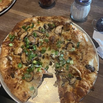 YARD HOUSE - Updated December 2025 - 1651 Photos & 1265 Reviews - 90 El ...