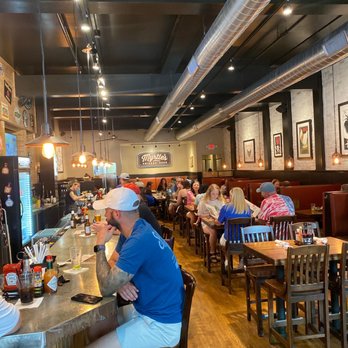 MYRTLE’S CHICKEN + BEER - 452 Photos & 400 Reviews - 13 Market Square ...