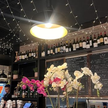 QUEENS BREAKFAST COCKTAILS - Updated June 2025 - 387 Photos & 252 ...