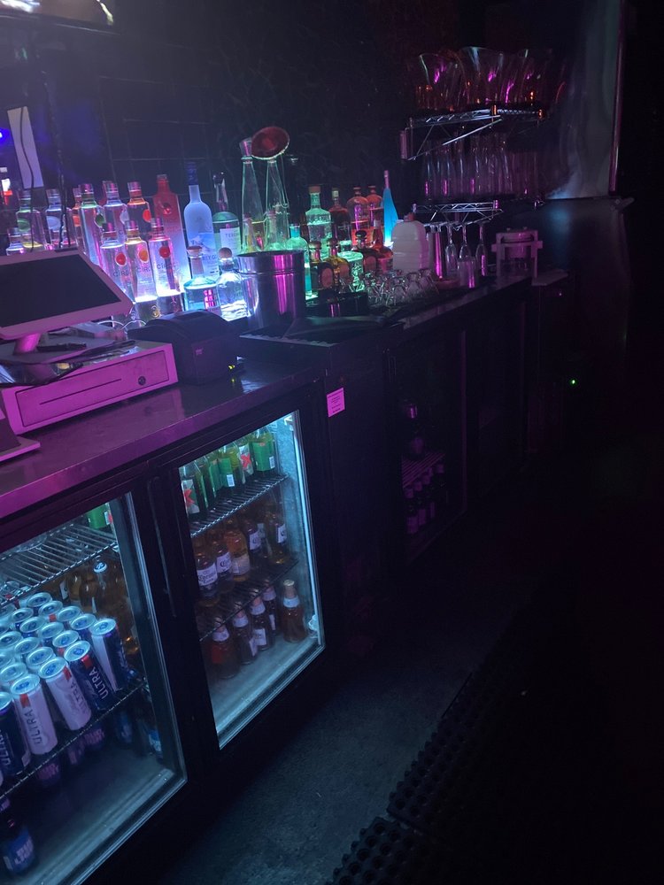 ASH LOUNGE - Updated December 2025 - 4516 N 19th Ave, Phoenix, Arizona ...