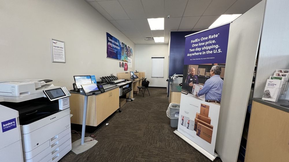 FEDEX OFFICE PRINT & SHIP CENTER - Updated January 2026 - 12 Photos ...