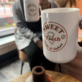 SWEET TOOTH CAFE & CAKES - Updated October 2025 - 76 Photos & 15 ...