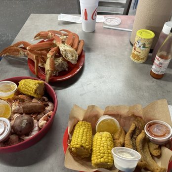 DEWY DEW BUGZ - Updated August 2024 - 19 Photos & 22 Reviews - 9419 ...