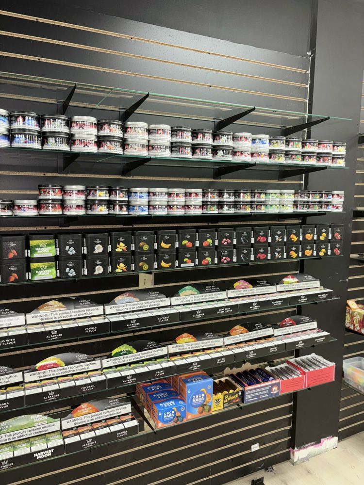 PUFF ZONE SMOKE & TOBBACO - Updated September 2025 - 18 Photos - 2441 ...