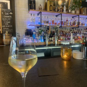 THE GARRISON COCKTAIL BAR & RESTAURANT - Updated June 2025 - 240 Photos & 131 Reviews - 314 Main ...