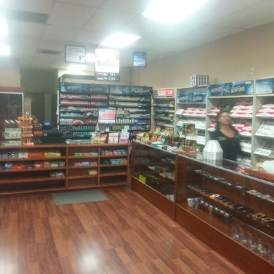 SMOKES 4 LESS - Updated October 2025 - 338 E Betteravia Rd, Santa Maria ...