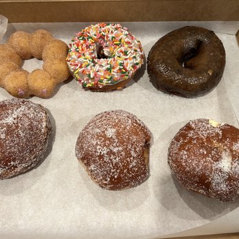 THE DONUTTERY - Updated May 2024 - 5189 Photos & 4867 Reviews - 17420 ...