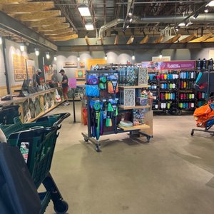 REI - 28 Photos & 85 Reviews - 1550 Mercantile Ave NE, Albuquerque, New ...
