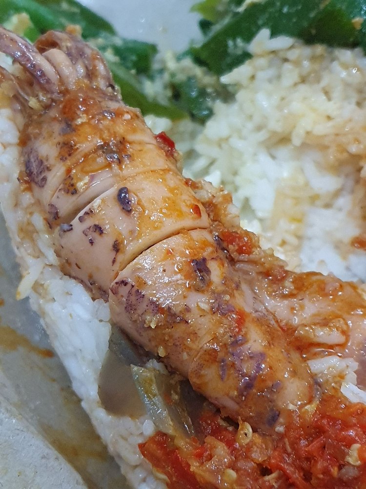 CHE ROSE NASI PADANG - Updated June 2024 - 14 Photos - 128 Lor 1 Toa ...