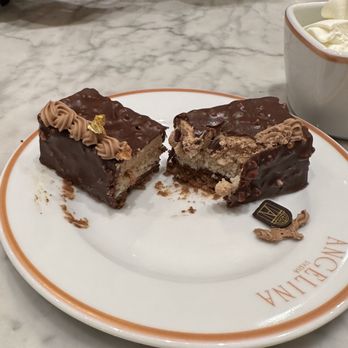 ANGELINA - Updated September 2024 - 3098 Photos & 1640 Reviews - 226 ...