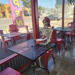 WOW SPAGHETTI - Updated December 2025 - 598 Photos & 352 Reviews - 7852 ...