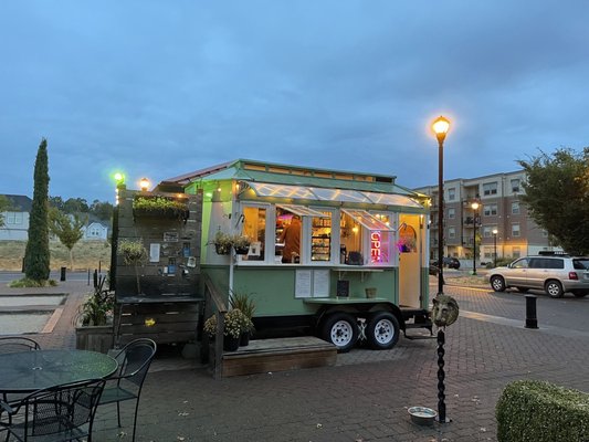 ROYAL SCOT SIPS & EATS - Updated October 2025 - 10 Reviews - 28957 SW Villebois Dr N ...