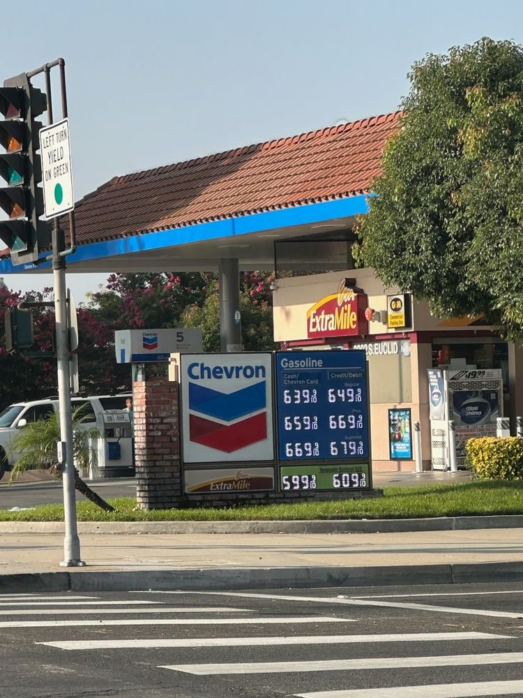 CHEVRON - Updated July 2024 - 13 Photos & 10 Reviews - 2202 S Euclid ...