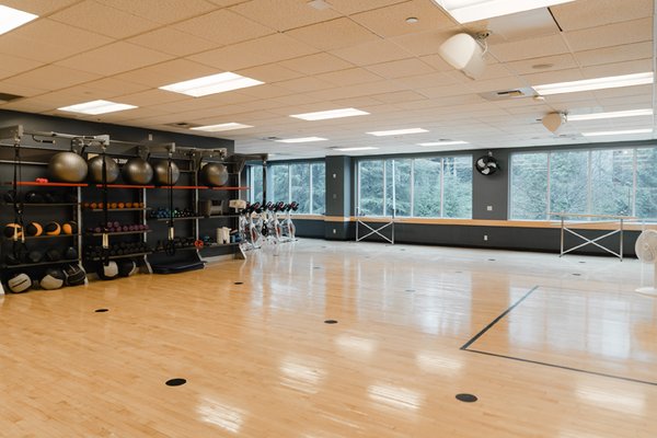 PRO CLUB SEATTLE - 45 Photos & 54 Reviews - 501 Eastlake Ave E, Seattle ...