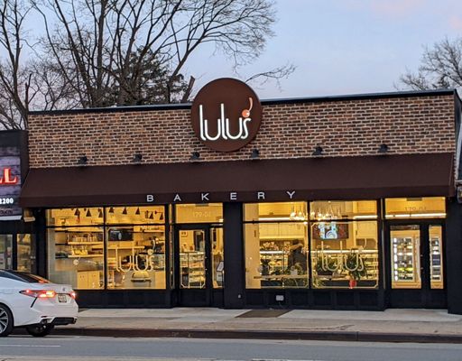 LULU’S BAKERY - 684 Photos & 472 Reviews - 179-04 / 06 Union Tpke ...