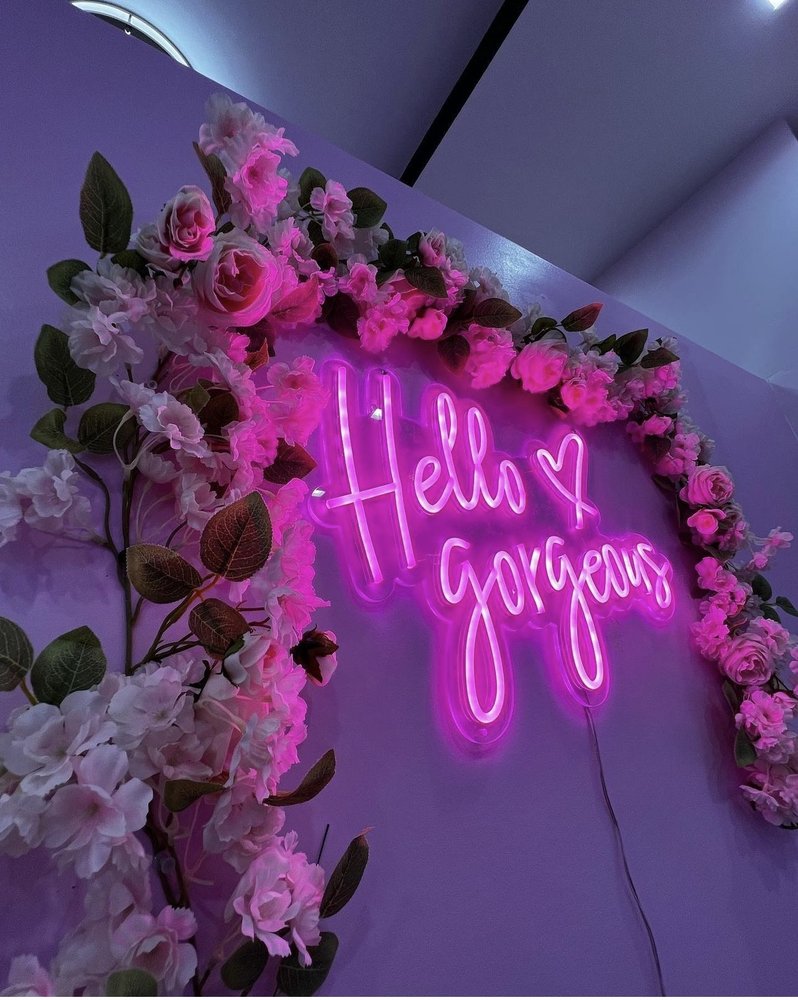 UNIVERSAL THREADING & WAXING - Updated August 2025 - 13 Photos - 3444 ...