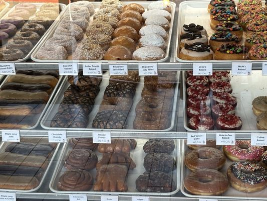 RANDY’S DONUTS - Updated January 2026 - 61 Photos & 43 Reviews - 16500 ...