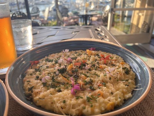 BLUE WAVE BAR & GRILL - Updated September 2024 - 274 Photos & 296 ...