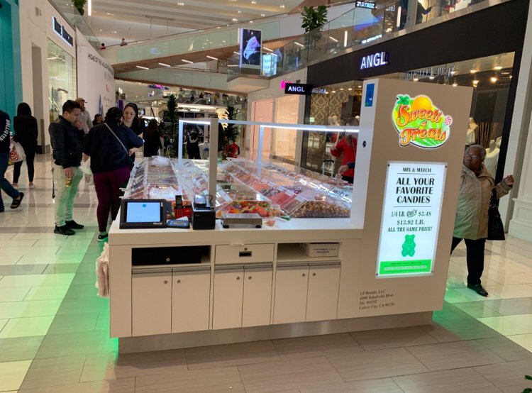 SWEETS 4 TREATS - Updated October 2024 - 6000 Sepulveda Blvd, Culver ...