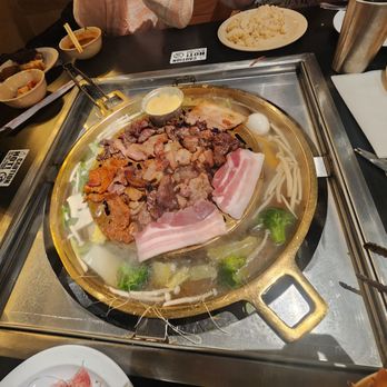 BOON DEE MOO KA TA - Updated January 2025 - 472 Photos & 163 Reviews ...