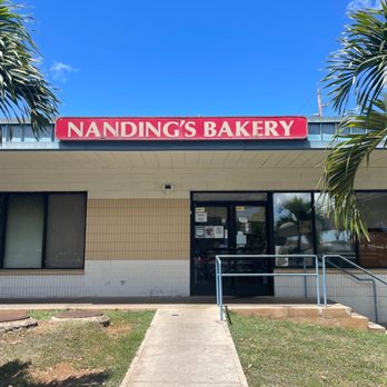 NANDING’S BAKERY - Bakery at 94-216 Farrington Hwy, Waipahu, Hawaii ...