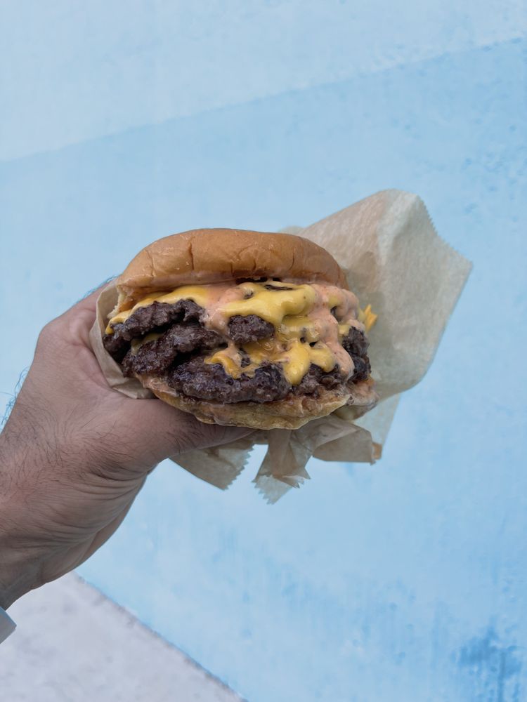 BURGER FLY - Updated April 2024 - 2005 NW 97th Ave, Doral, Florida ...