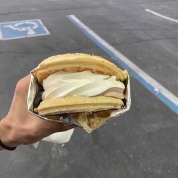 THE CUSTARD HUT - Updated May 2024 - 108 Photos & 145 Reviews - 25947 W ...