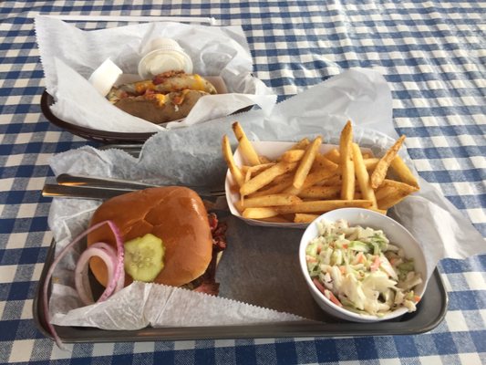 MARK’S FEED STORE - 173 Photos & 269 Reviews - Barbeque - 11422 ...
